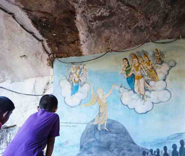 Up The Steps Of Sri Lanka’s Mihintale (Mahinda’s Hill) | Ramblin' Boy